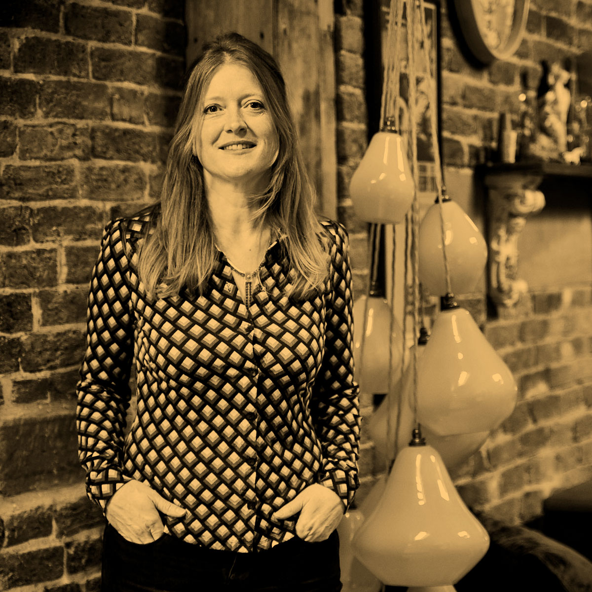 Speakers – LiGHT 22